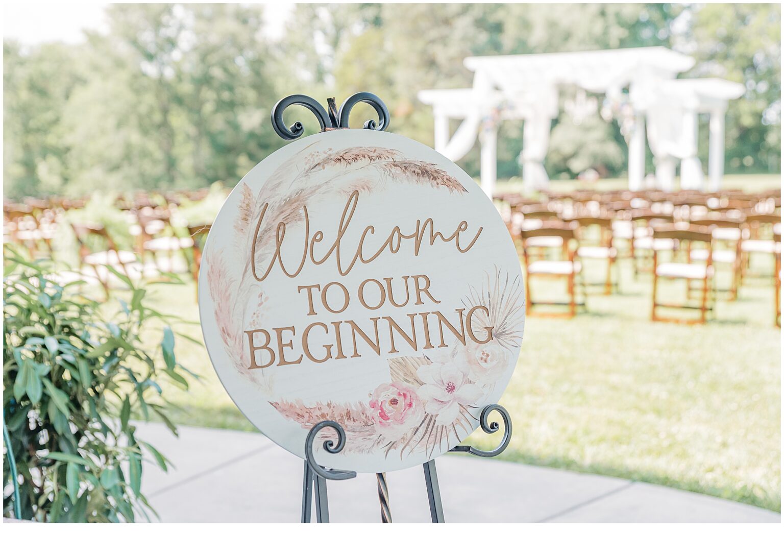Ada + Devin's Beautiful June Wedding at 3M Farms ...